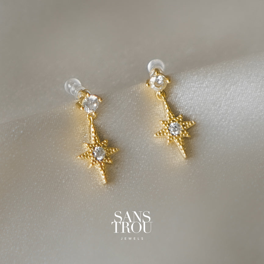 Layla Pearl Drop Stud Clip-On Earrings – SANS TROU